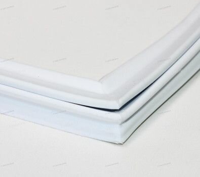 Уплотнитель двери холодильника Stinol, Indesit, Ariston 571x1090mm C00854017 ориг.