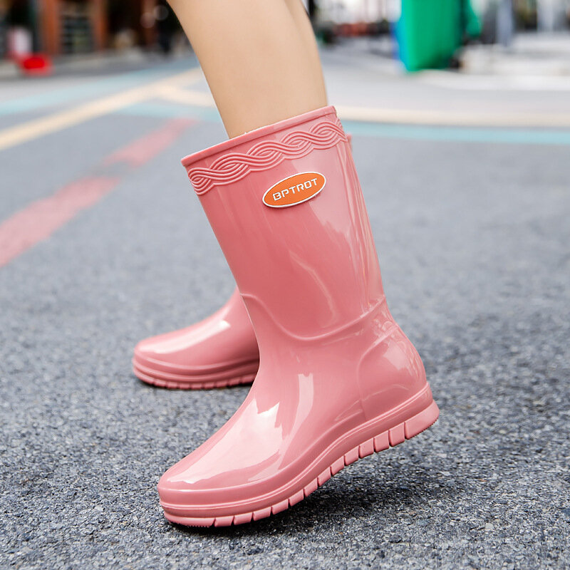 Модные короткие резиновые сапоги для женщин и взрослых, нескользящая обувь для воды, сапоги до середины икры, теплые рабочие ботинки, резиновая обувь. Размер обуви. EU:38