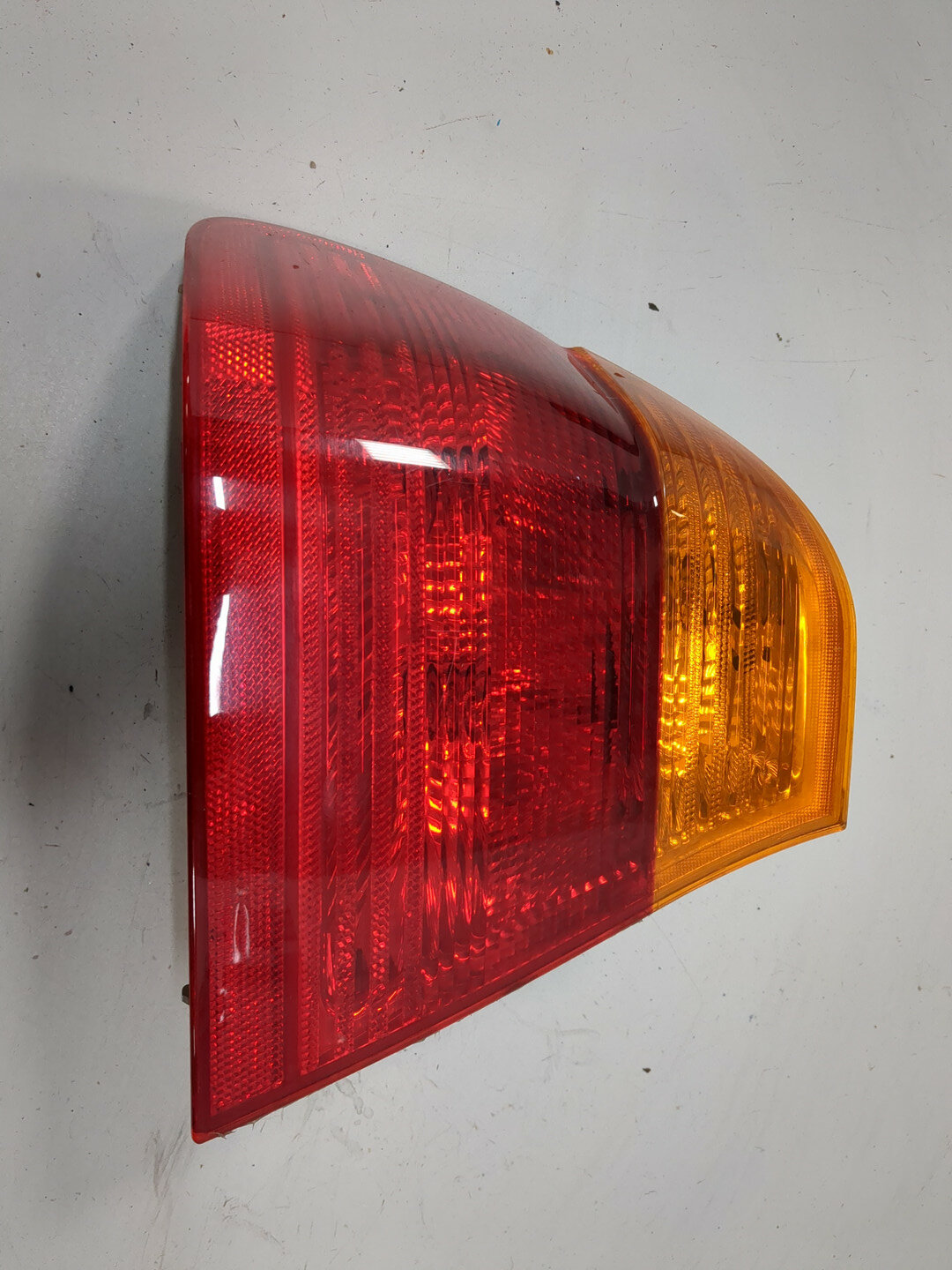 Фонарь (задний) левый BMW 3 E46 Б/У