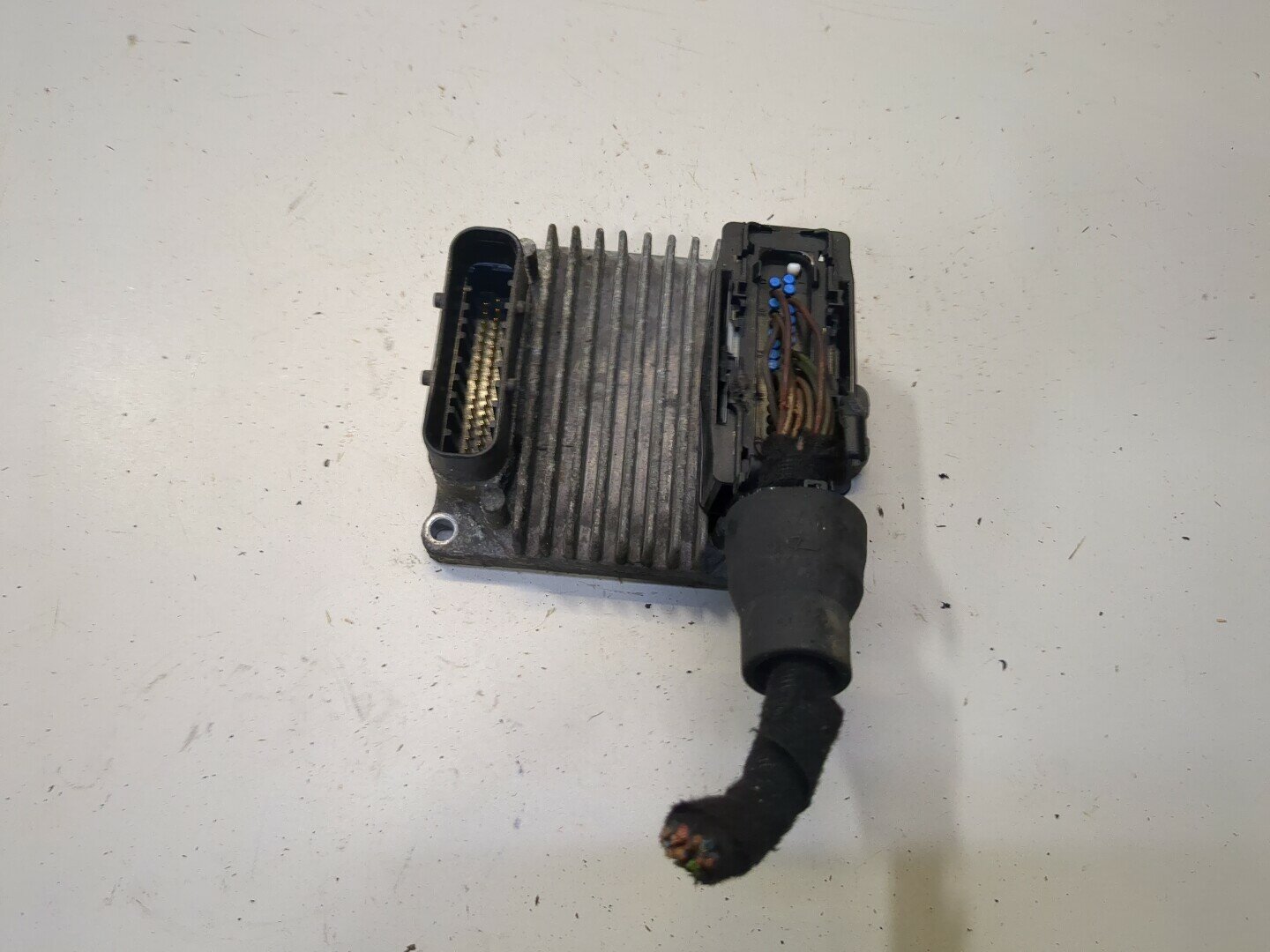 Блок управления двигателем Opel Zafira A Б/У