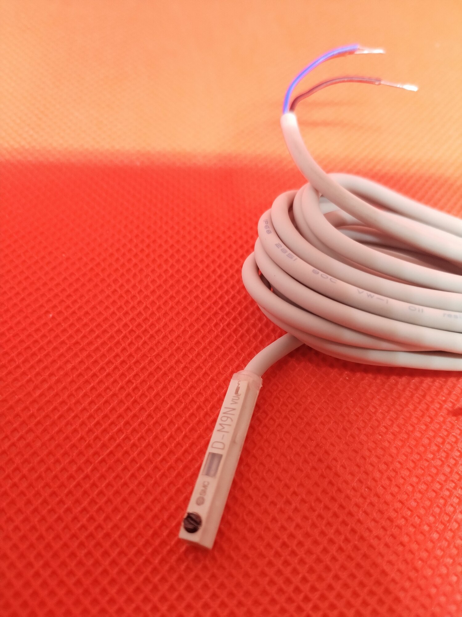 D-M9NL герконовый датчик