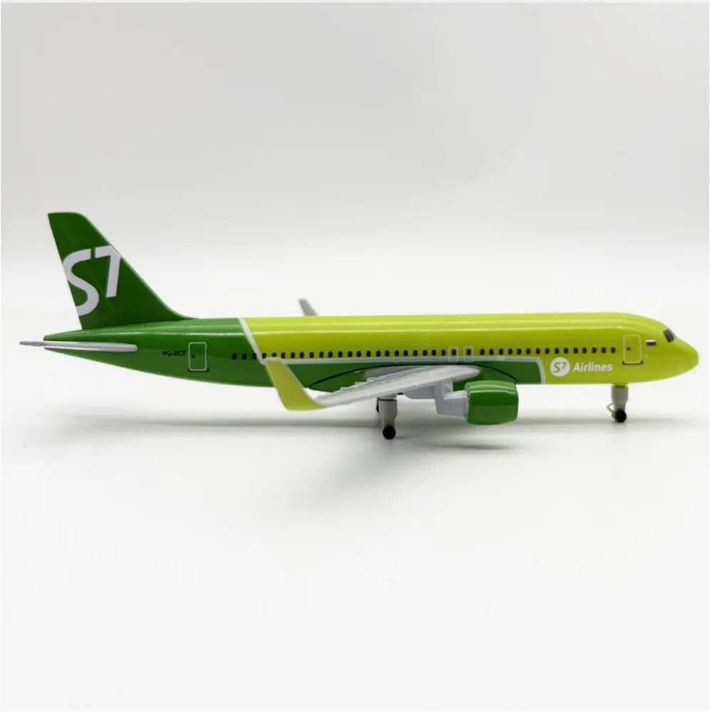 Сборная модель самолета S7 Airlines Airbus A320 из металла, масштаб 1:200, для детей от 14 лет