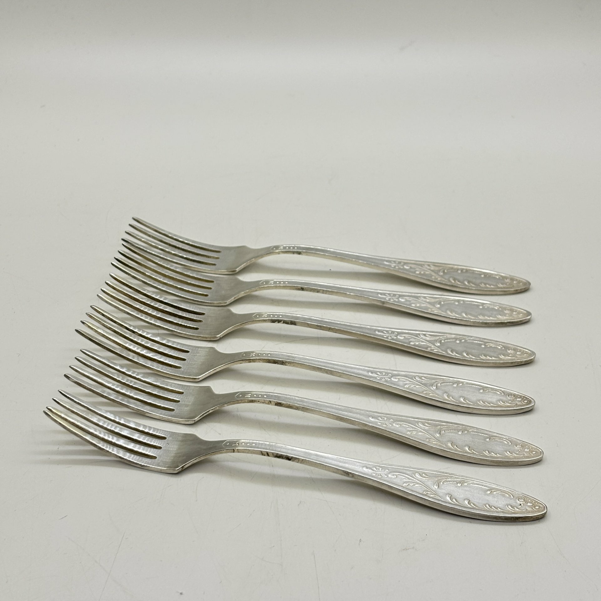 Набор из шести десертных вилок "Пламя", мНЦ (медь-никель-цинк)