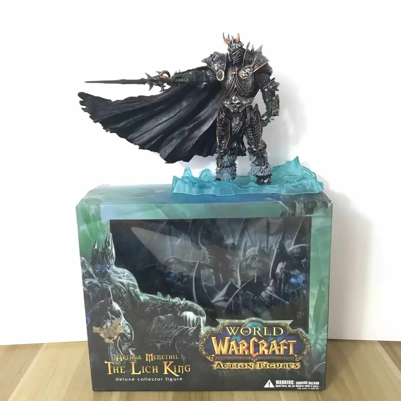 World of Warcraft/ фигурка Lich King Artas DC7 21CM(коробка)