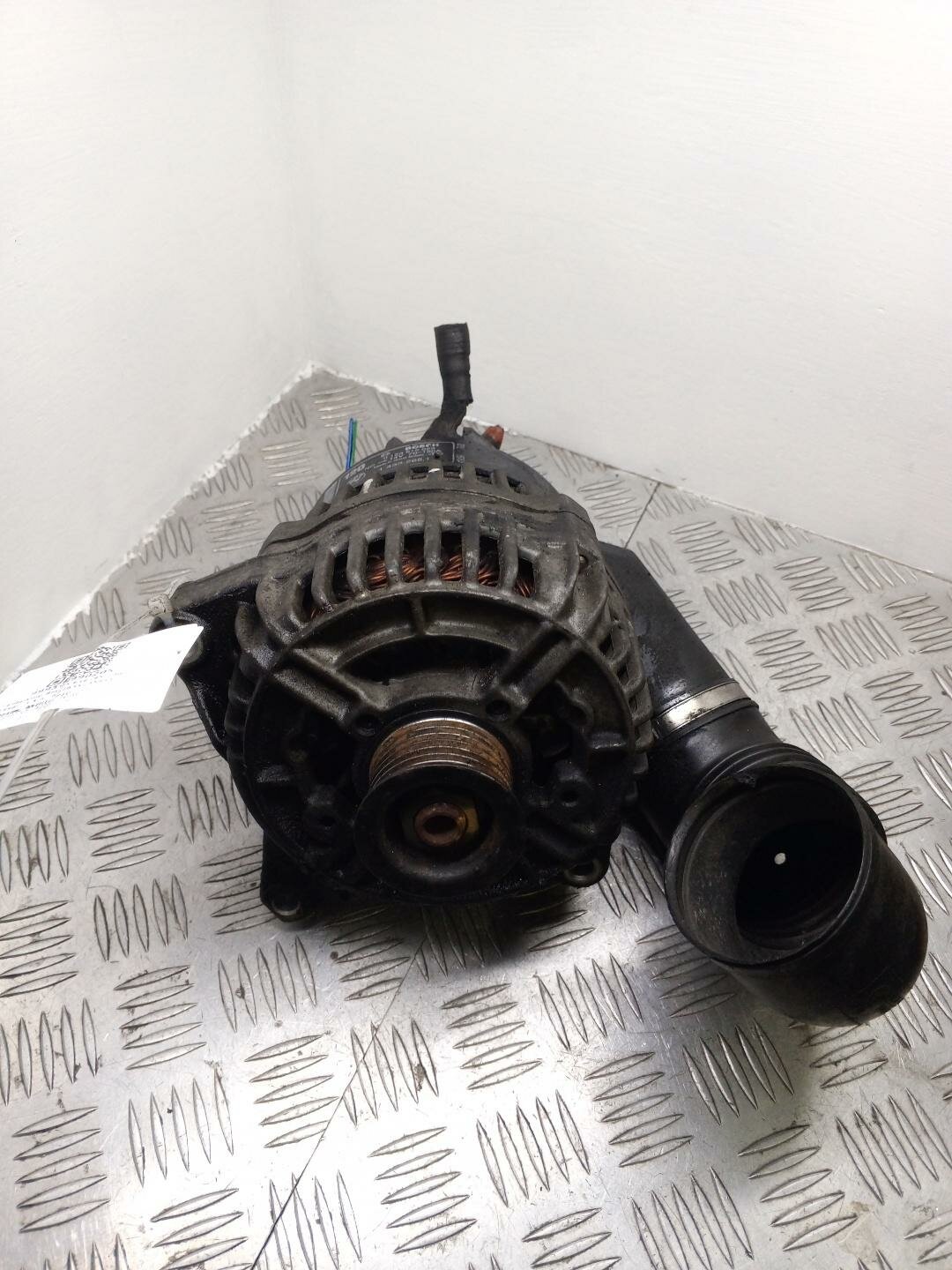 Генератор для BMW 5 E39 3.5 OEM 1433265