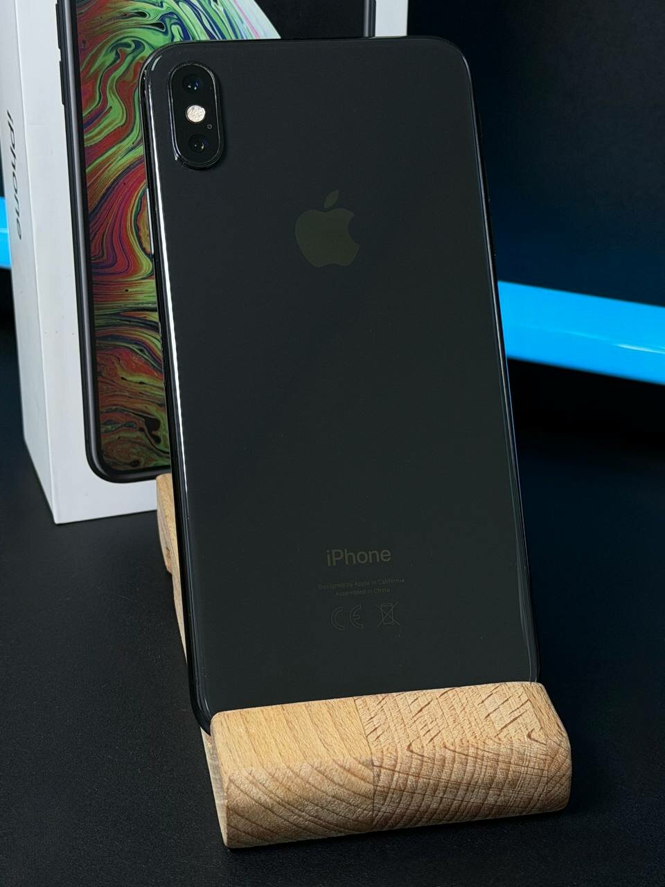 Смартфон Apple iPhone Xs Max 256 ГБ, nano-SIM + eSIM, чёрный