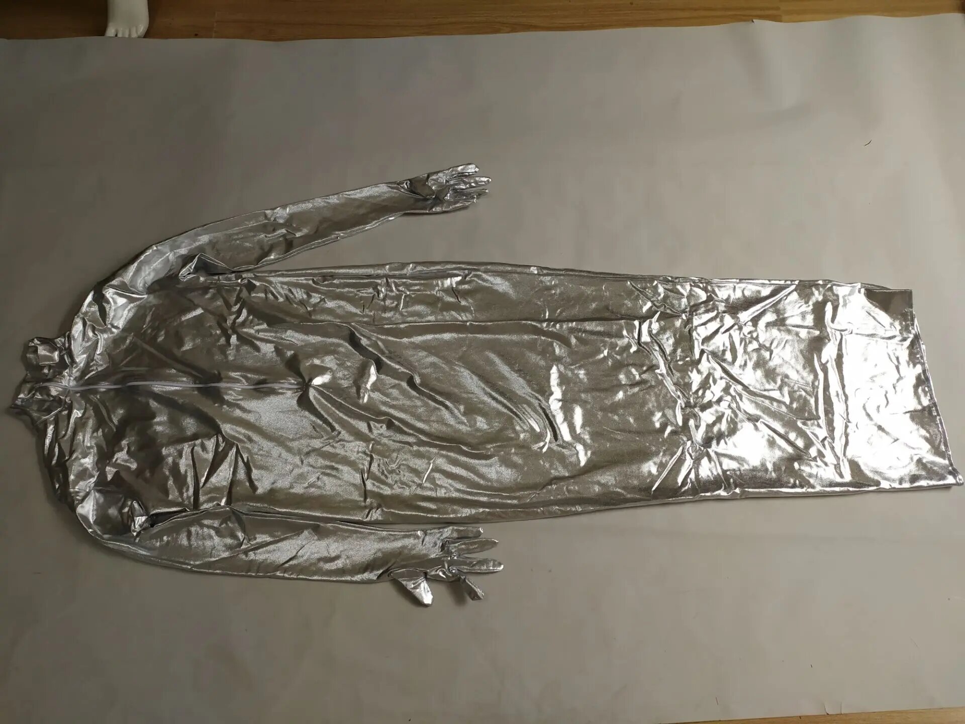 Блестящий костюм зентай из спандекса CosplayZentai XXL, silver, Fmale size