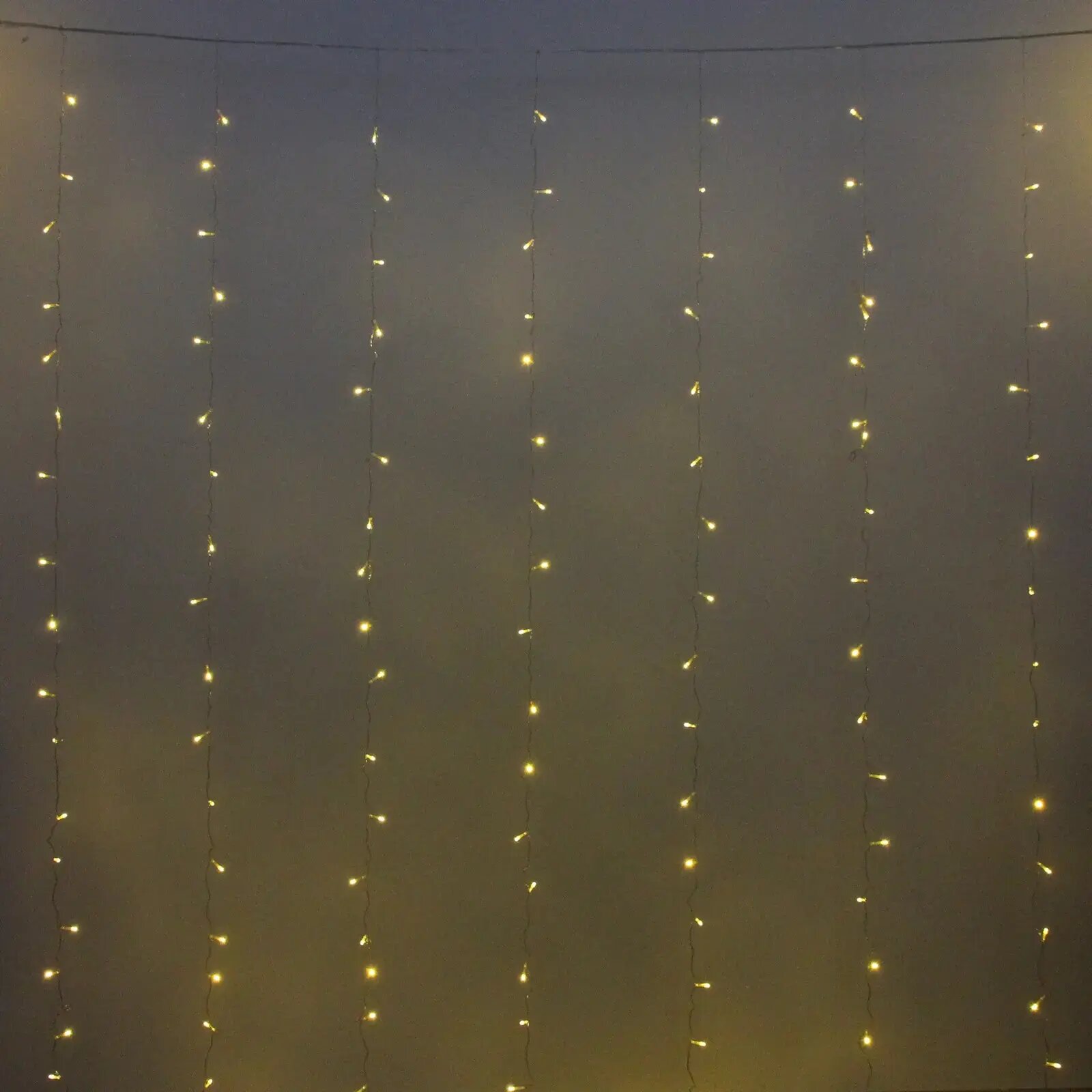Гирлянда для дома занавес 3м*2,5м 240 ламп LED, прозр. провод, 8 реж, IP-20. Теплый белый