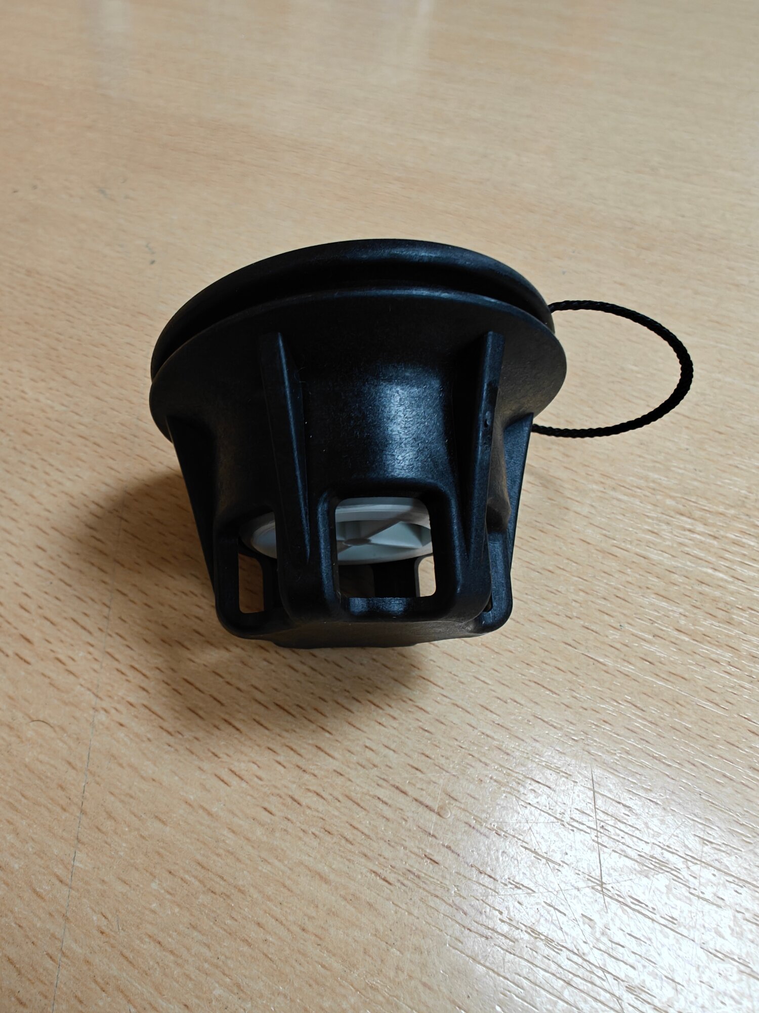 Клапан воздушный «бриг» (1000 мБар.) для лодок из ПВХ (черный)