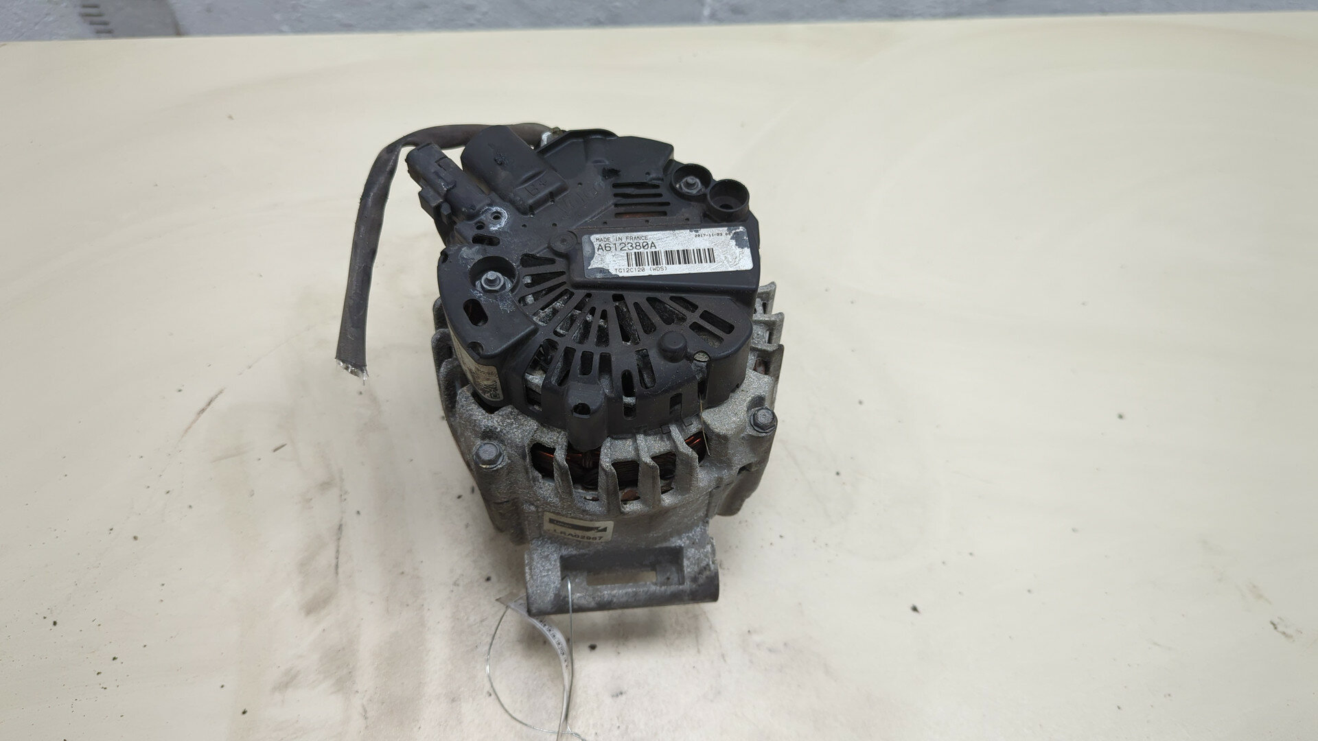 Генератор Peugeot 207 Б/У