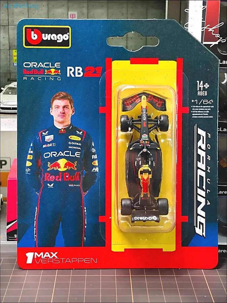 Машинка 1:64 формула 1 2025 Oracle Red Bull Racing RB21 #1 модельки машин металлические