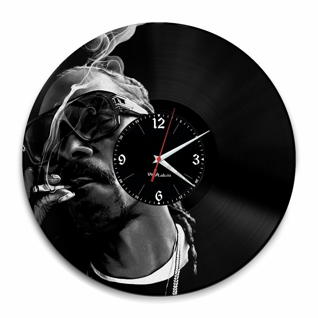 Часы из виниловой пластинки (c) VinylLab Snoop Dog, диаметр 30 см