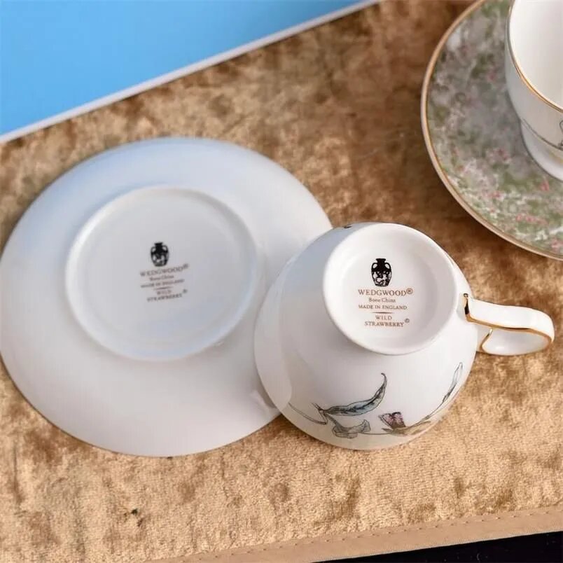 Чашка Wedgwood 200 мл, 4 шт, из костяного фарфора, с рисунком птиц — фото 1