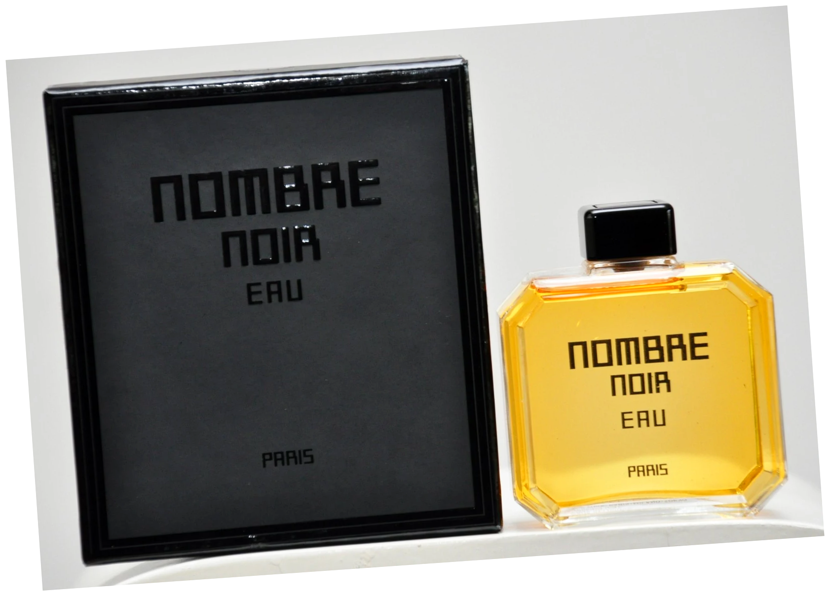 Женские духи Shiseido Nombre Noir 60 мл - Шисейдо Черный Номер парфюмерная вода