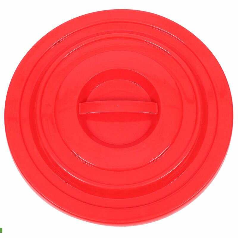 Можно заменить пластиковую крышку для мусора, крышка для водяного бака