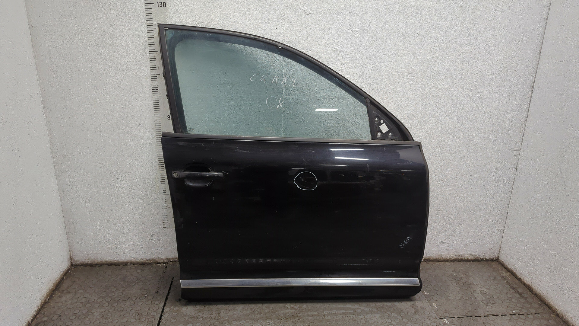Дверь боковая (легковая) правая передняя Volkswagen Touareg Б/У