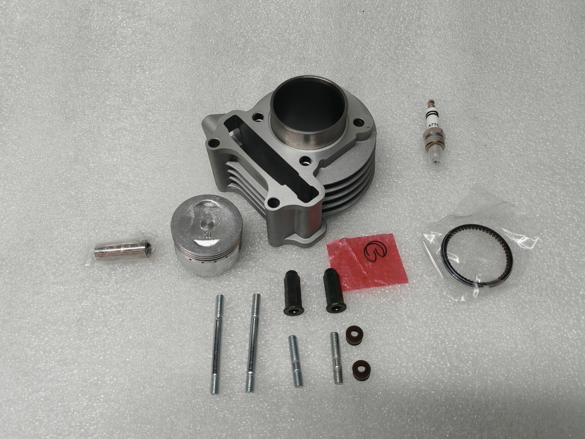 Поршневая (ЦПГ) на китайский скутер 50 кубов / 139QMB 80cc