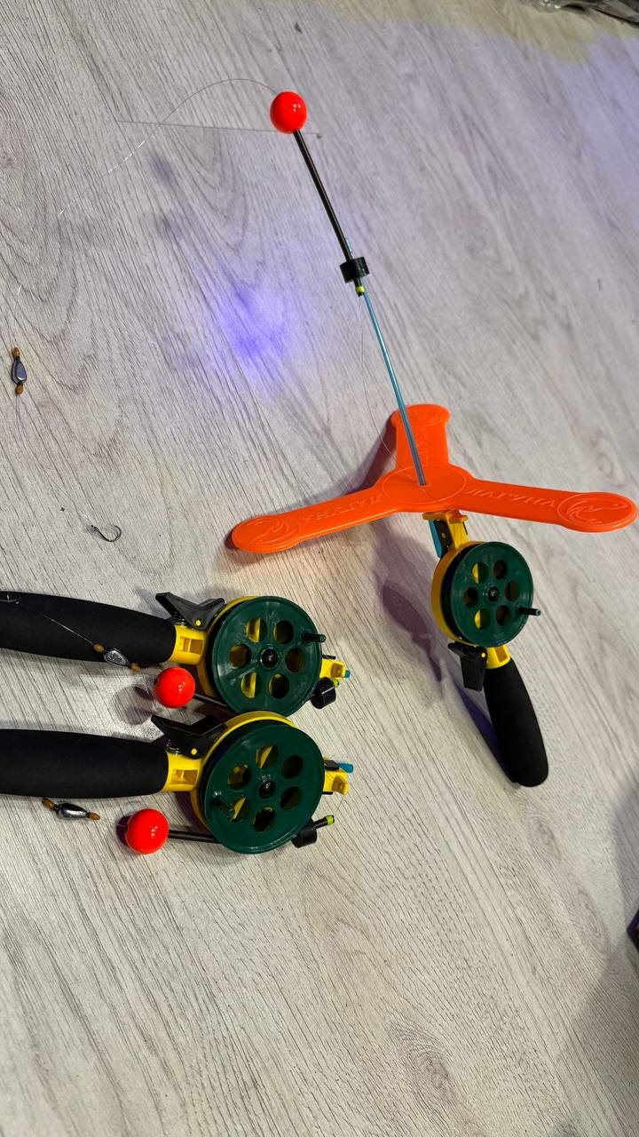 Удочка зимняя поставушка форелевая оснащенная с бумерангом 2шт