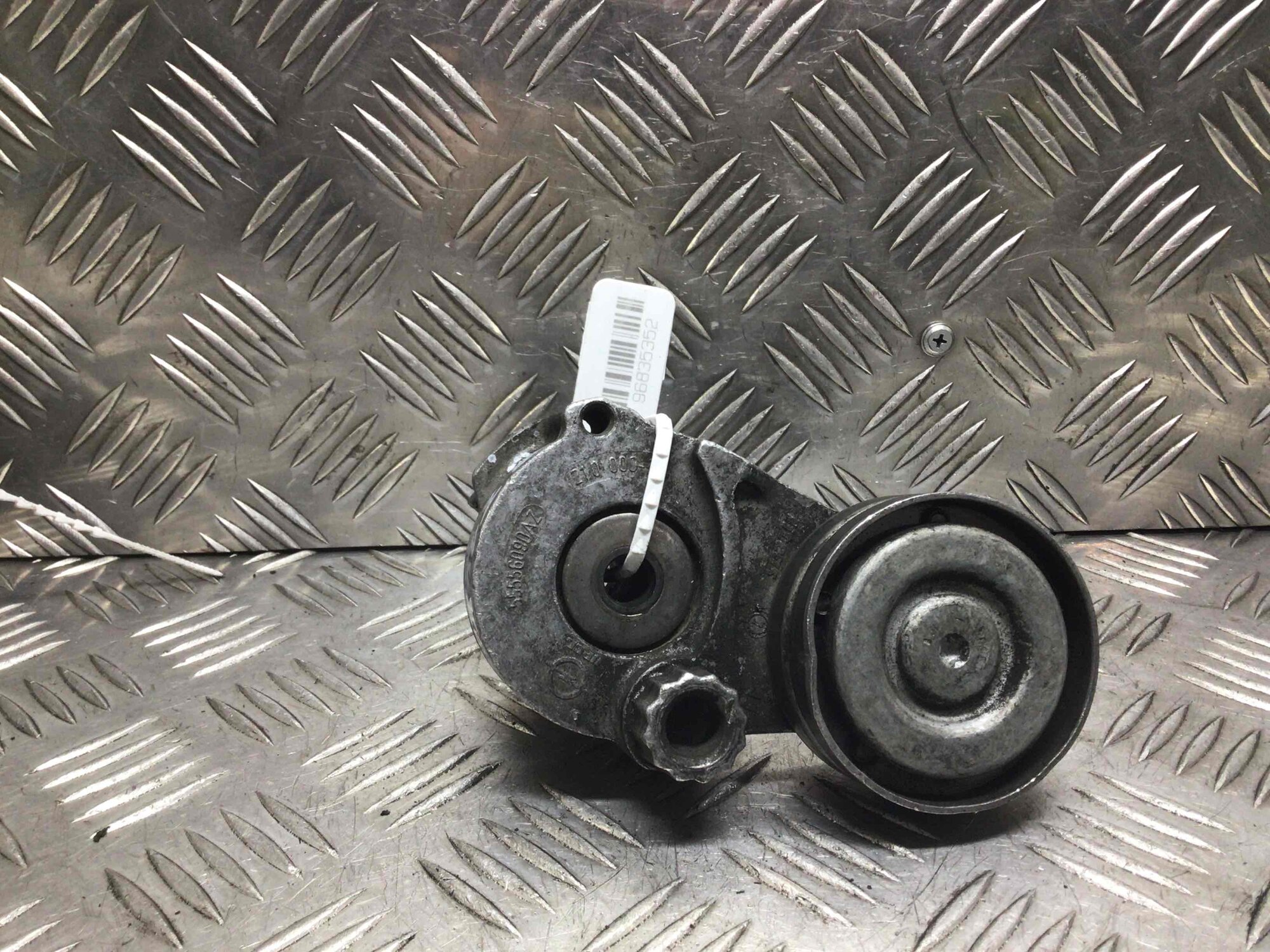 Б/У Натяжитель ремня генератора Opel Vectra C [рестайлинг] (2005-2009) 2006 г.