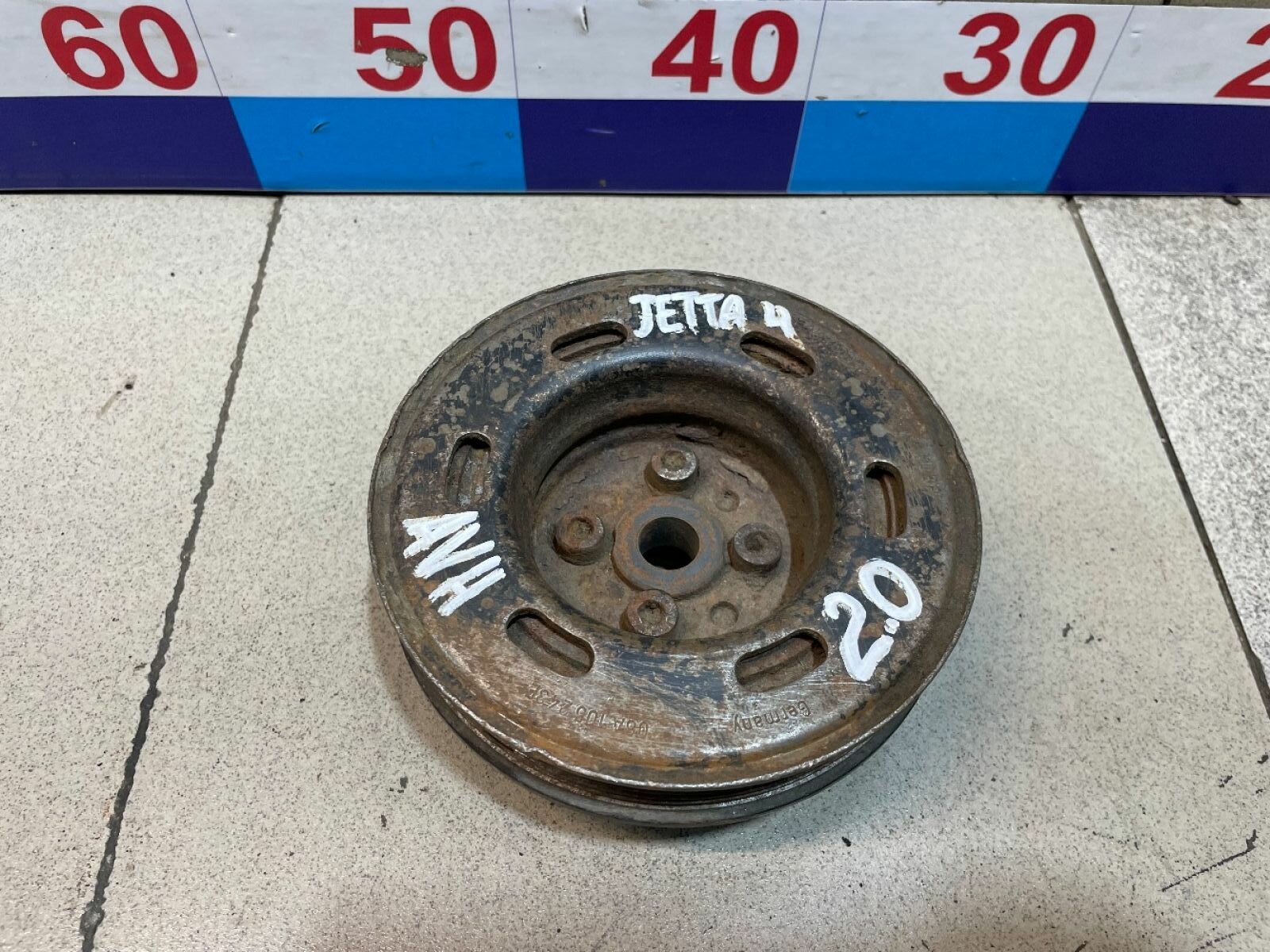 Шкив коленвала Volkswagen Jetta IV