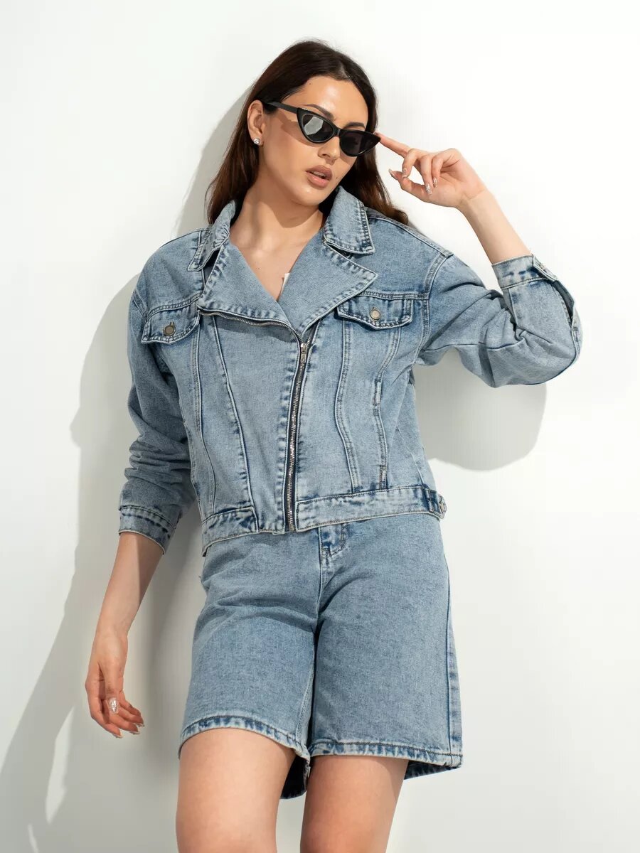 Куртка джинсовая