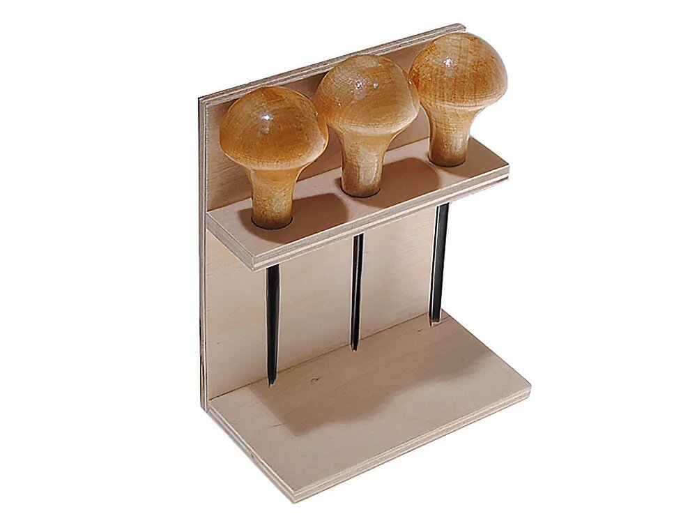 Набор базовый для линогравюры в стенде из 3 СГР (0,5 4 71) Татьянка