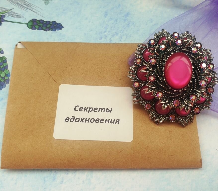 Брошь, стразы, кошачий глаз синтетический