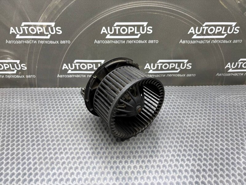 Моторчик печки Renault Megane 2005 (K4MW761) Б/У с пробегом Арт. 20211