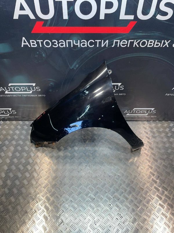 Крыло Lada Granta 2012 (11183) Б/У с пробегом
