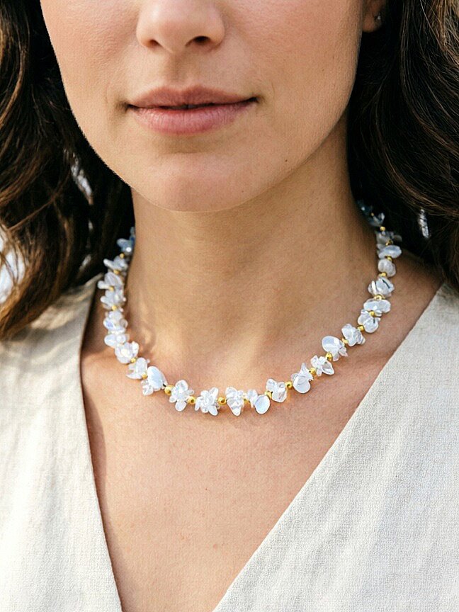 Чокер, горный хрусталь, лунный камень