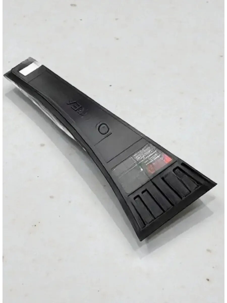 Эффективный скребок для очистки различных поверхностей