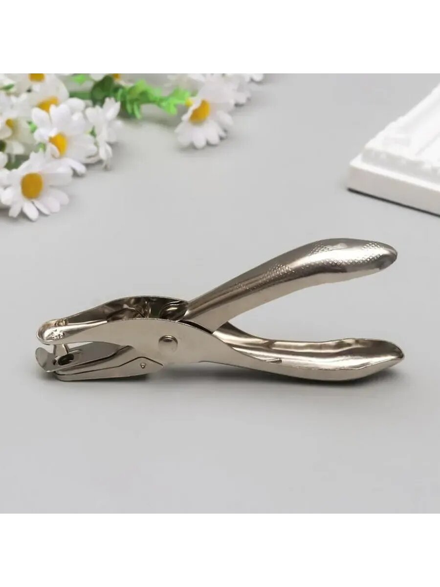 Универсальный ручной дырокол для люверсов