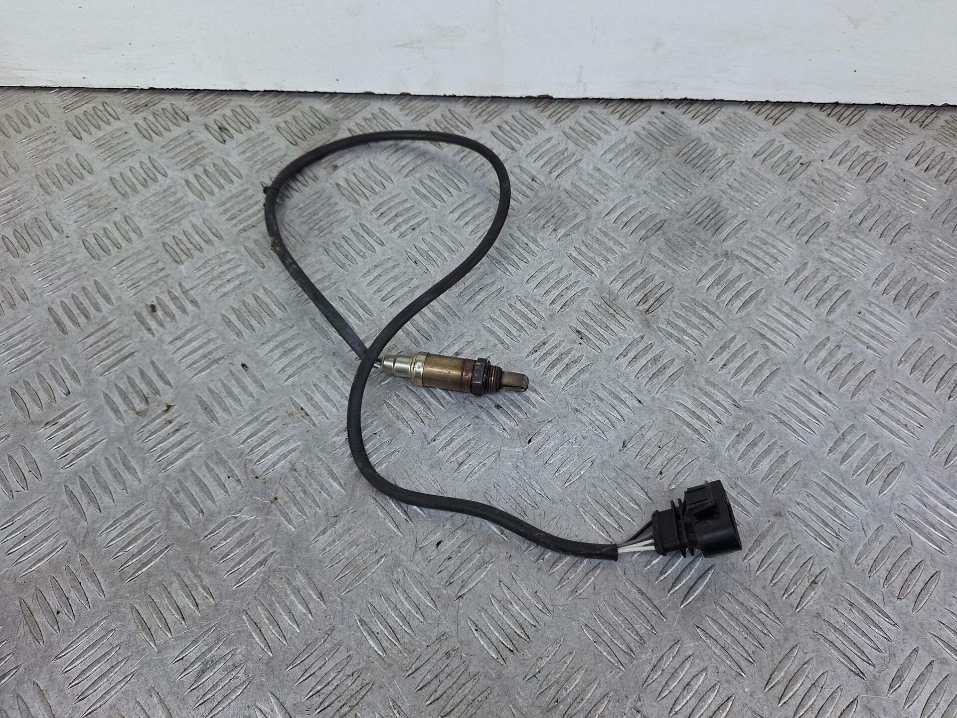Лямбда-зонд Audi A4 B5 1997 058906265A