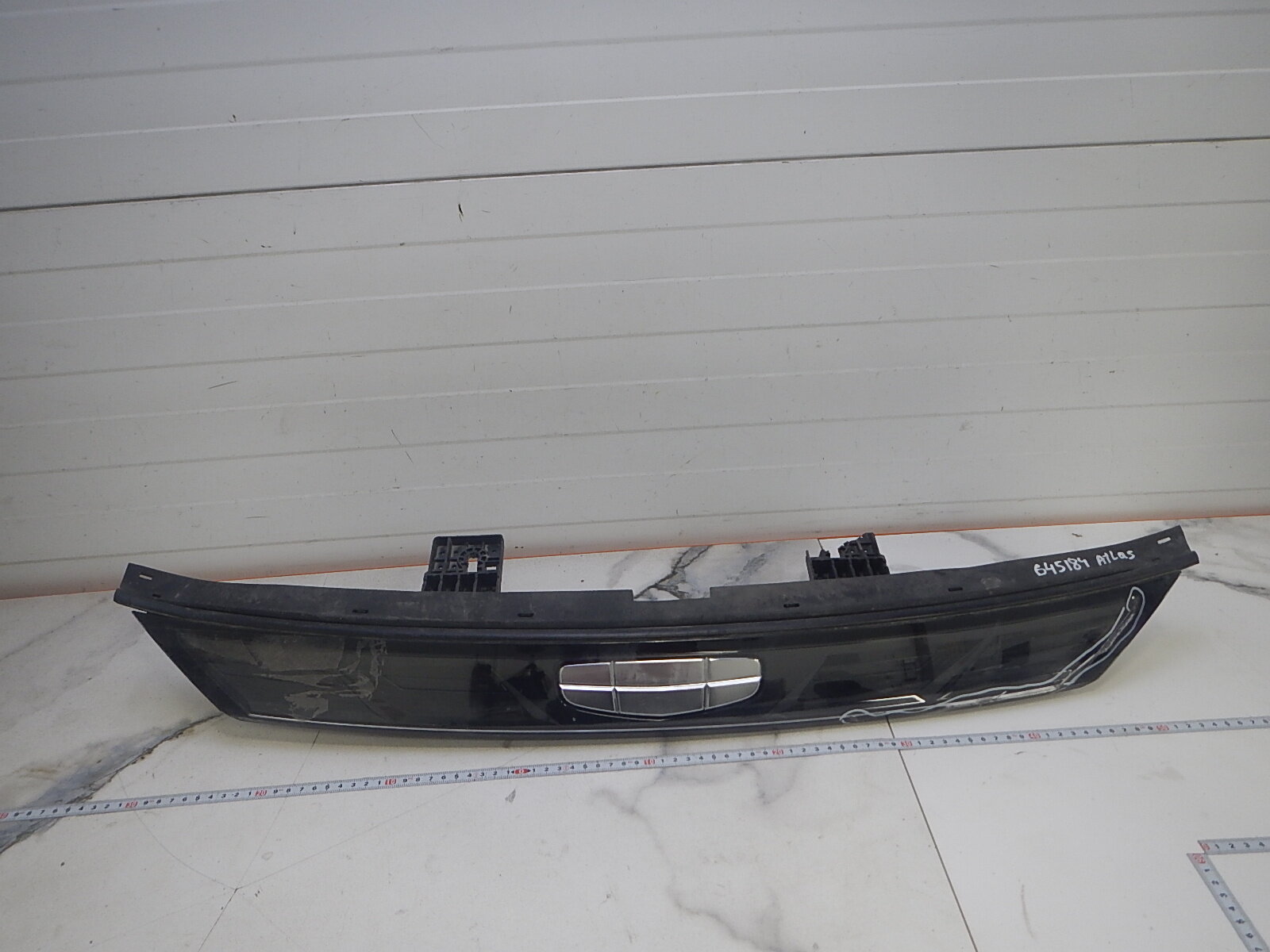 Б/У Фара дневного света центральная (ходовые огни), Geely (Джили)-ATLAS 2 (23-) GEELY ATLAS 2 (23-) Сломано 3 крепления,...