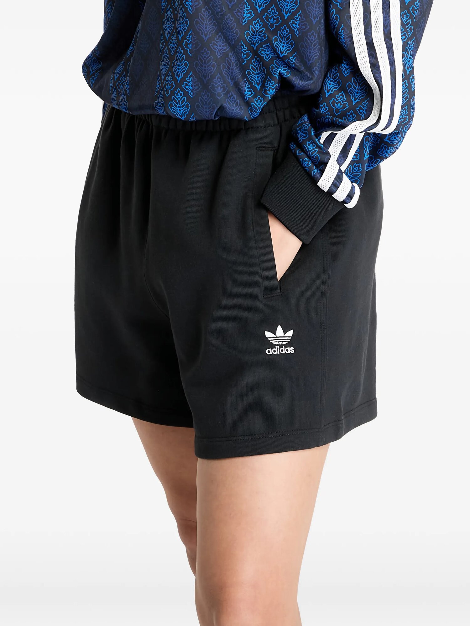 Шорты adidas, размер XS, черный — фото 1