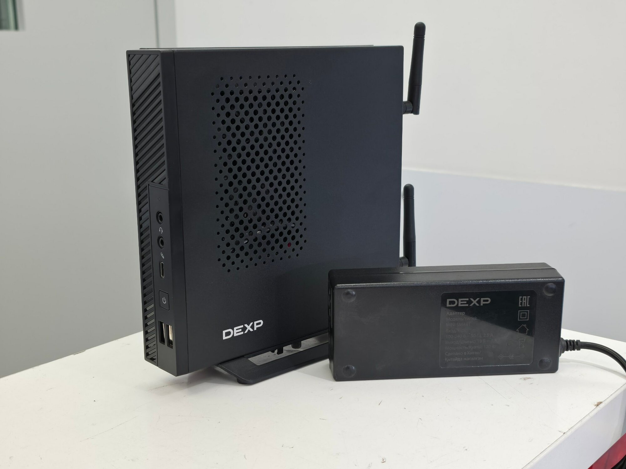 Мини ПК DEXP Mini Smart i3 10105, 16ГБ RAM, 256 SSD SATA, 120Вт