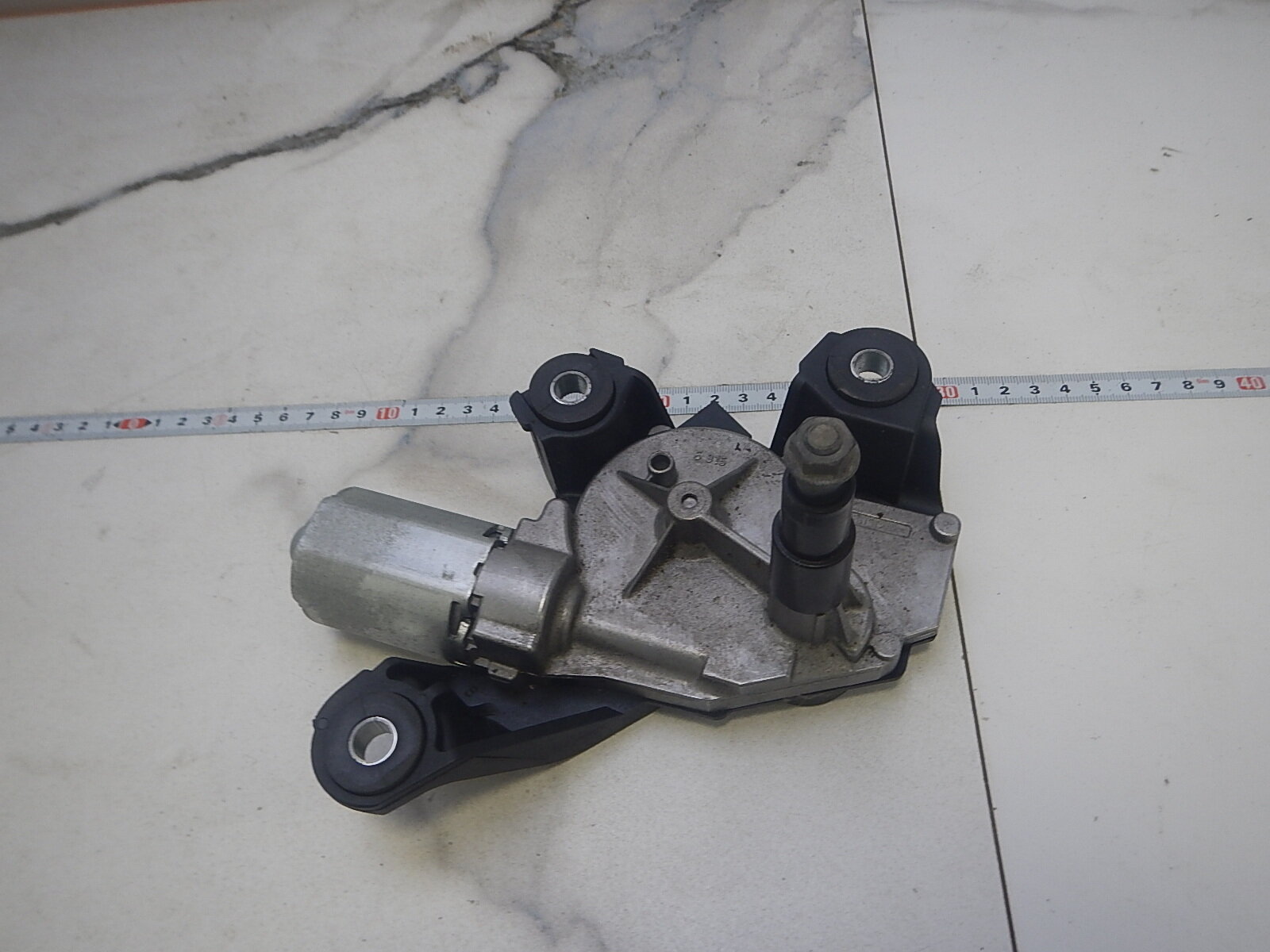 Б/У Моторчик стеклоочистителя задний, Nissan (Ниссан)-QASHQAI (07-) NISSAN QUASHQAI (07-) Без видимых повреждений. 64619...