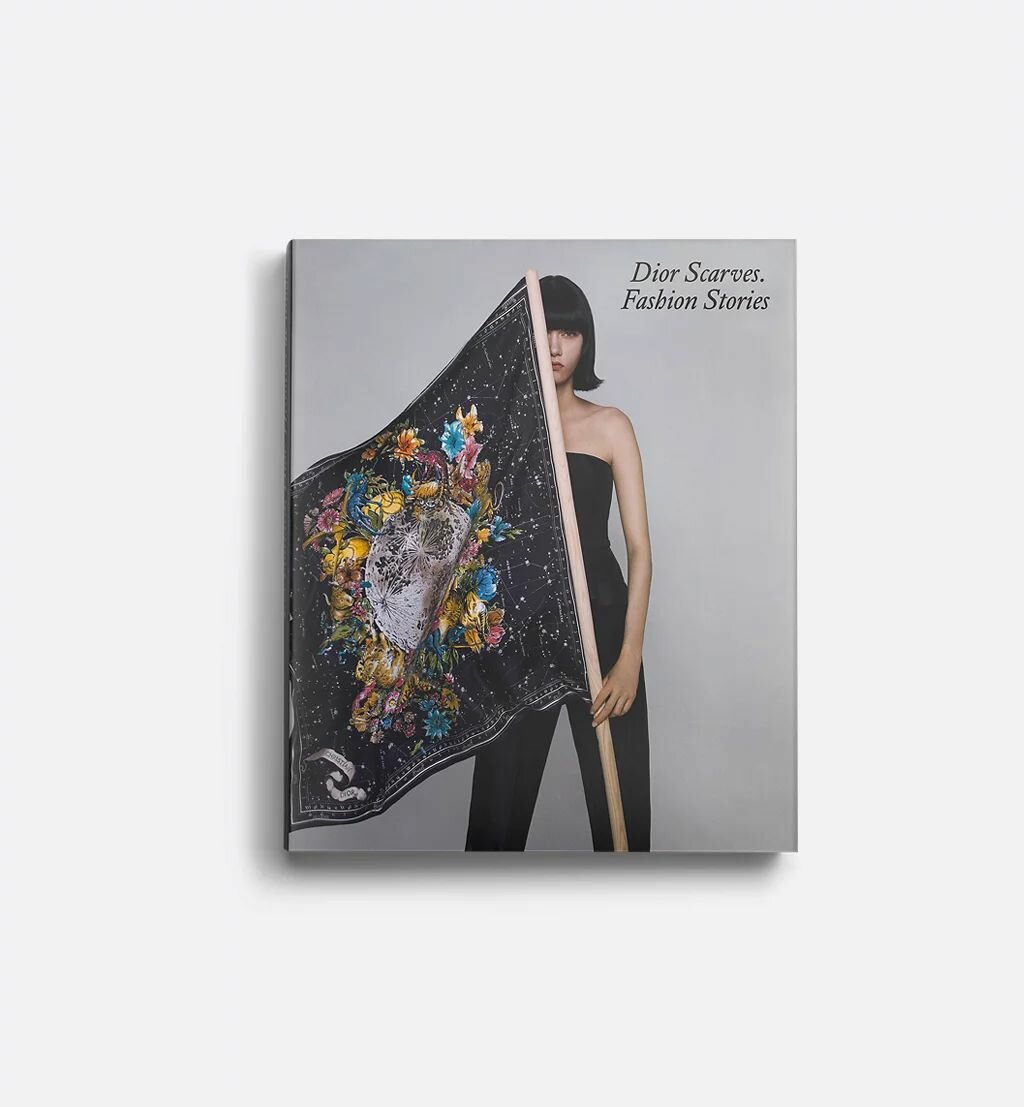 Книга Book: Dior Scarves. Fashion Stories на английском языке