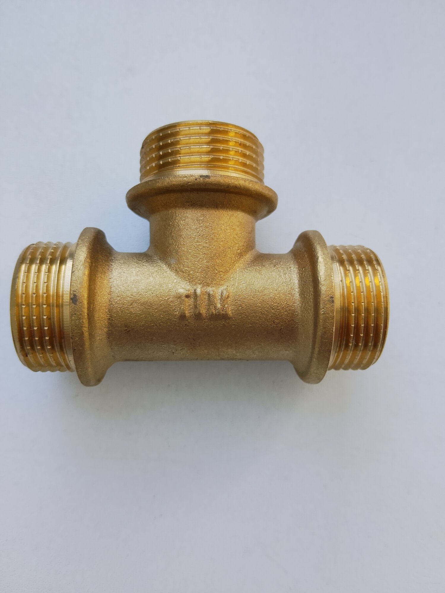 Тройник латунь 3/4 НР х 3/4 НР х 3/4 НР TIM.