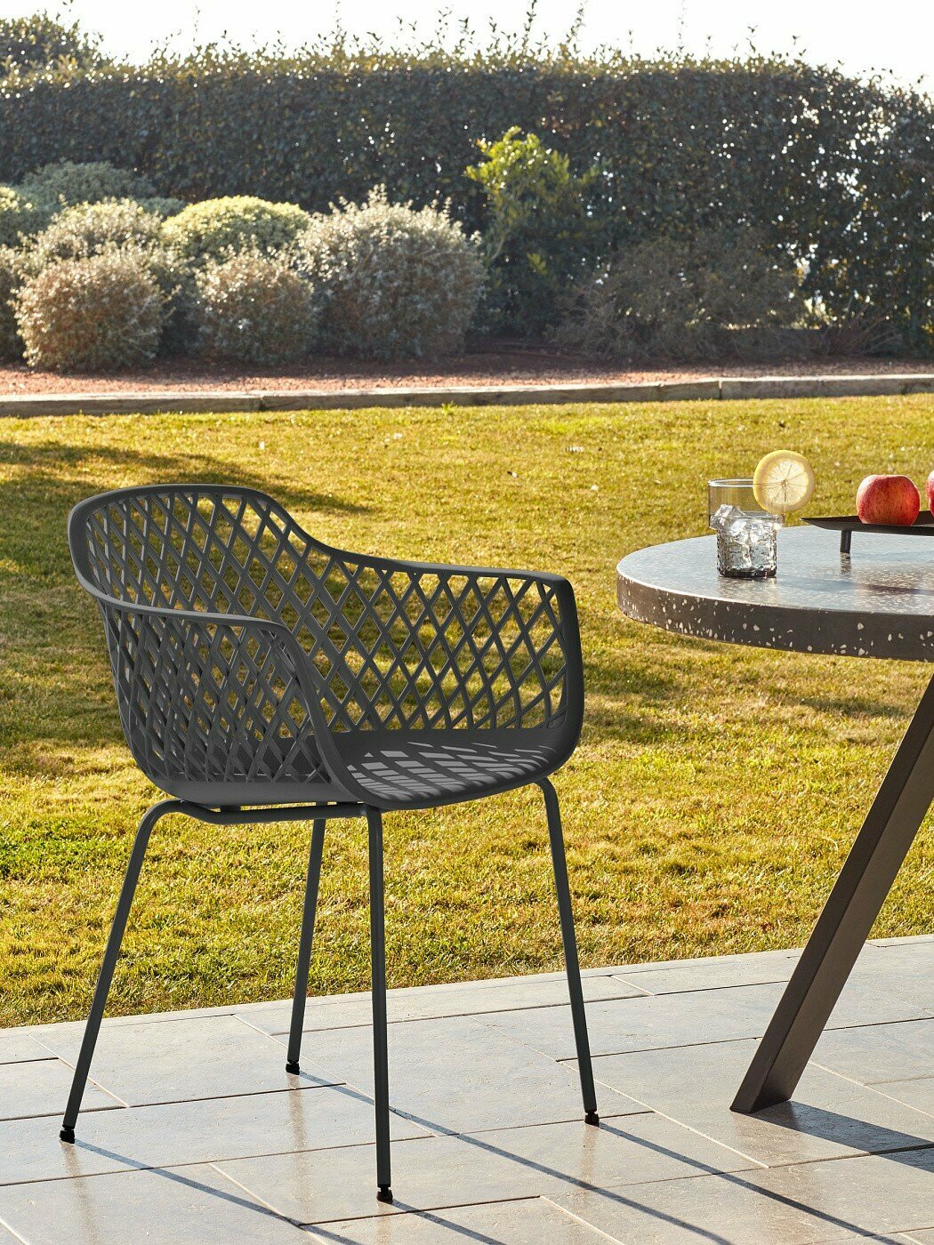 Стул-Кресло La Forma Quinn, кухонный, металлический каркас, сетчатое сиденье, темно-серое