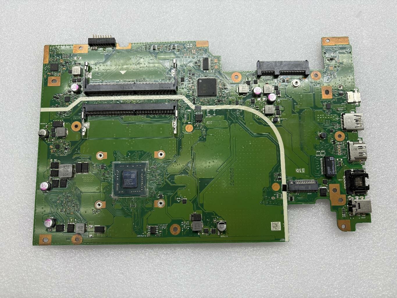 Материнская плата ASUS X705BA донор процессора AMD A9-Series A9-9425(039781)