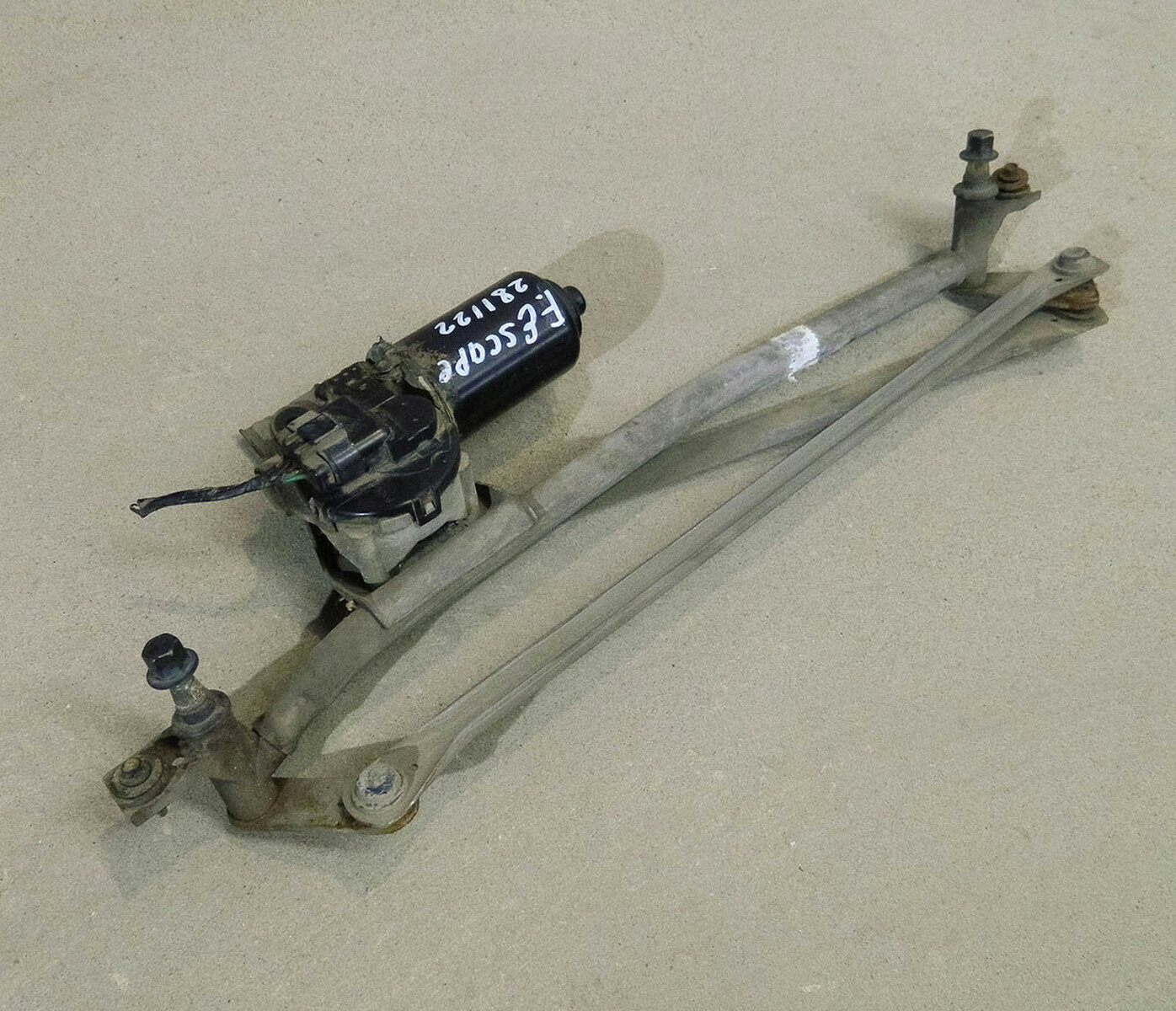 Трапеция дворников Ford Escape 2003