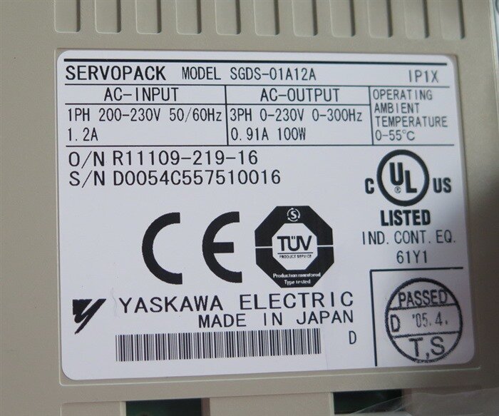 Модуль ORIGINAL YASKAWA AC SERVO DRIVER SGDS-01A12A SGDS01A12A FREE