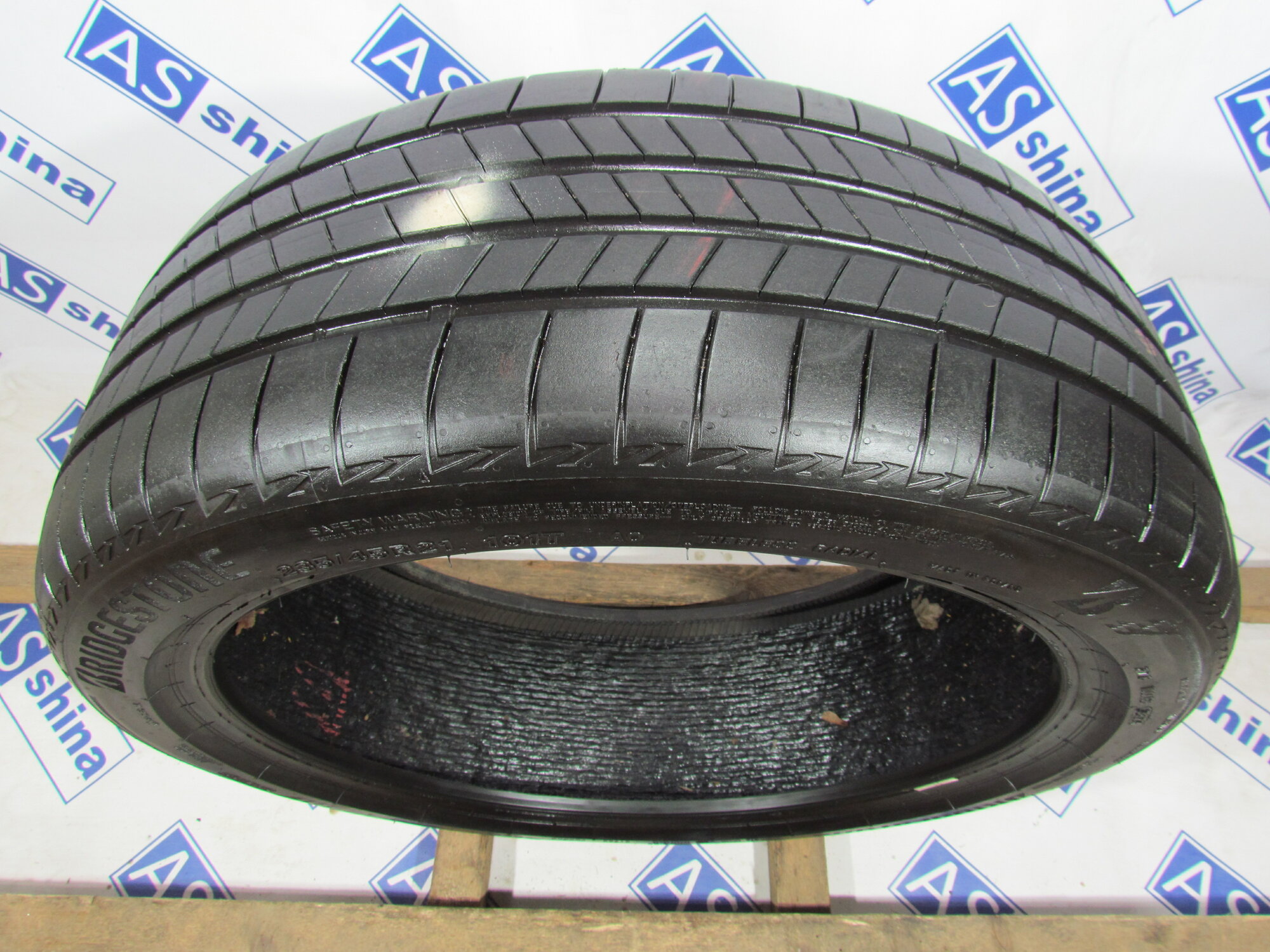 Bridgestone Turanza Eco 235 45 R21 летние БУ шины 5-10% износ , артикул 0028975