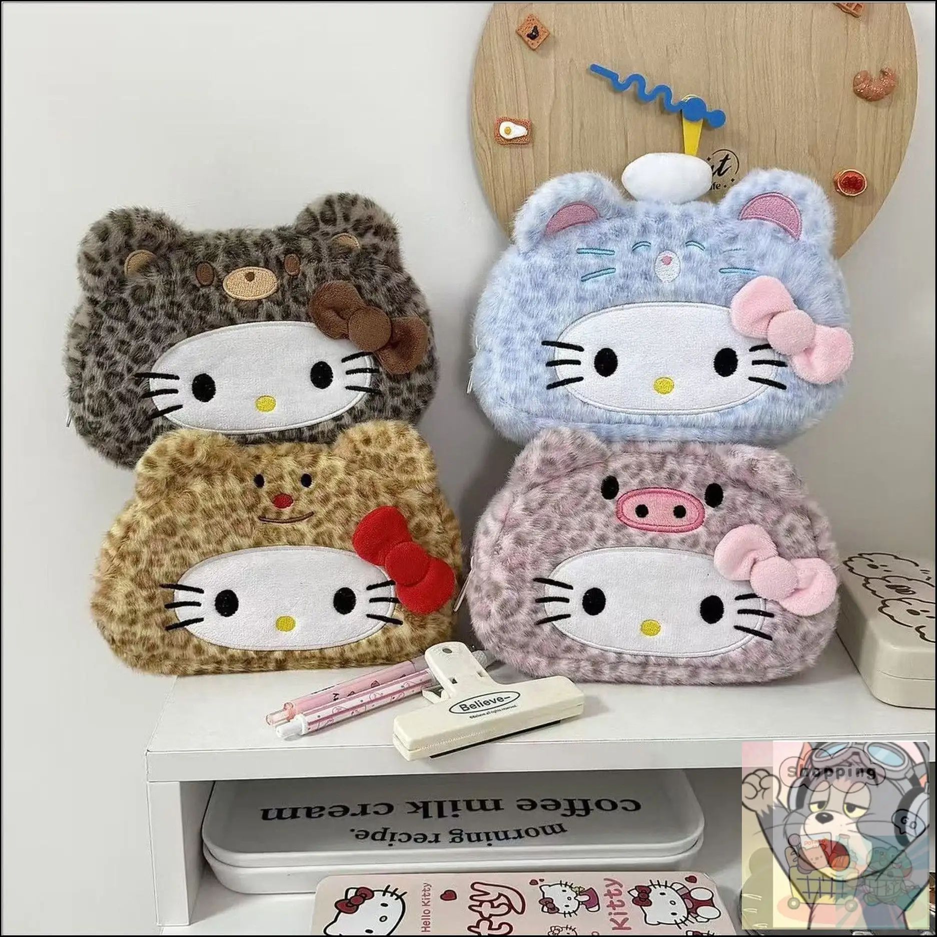 Пенал HelloKitty эксклюзивный для детей, мягкий и удобный, розовый дизайн с любимым персонажем — фото 1