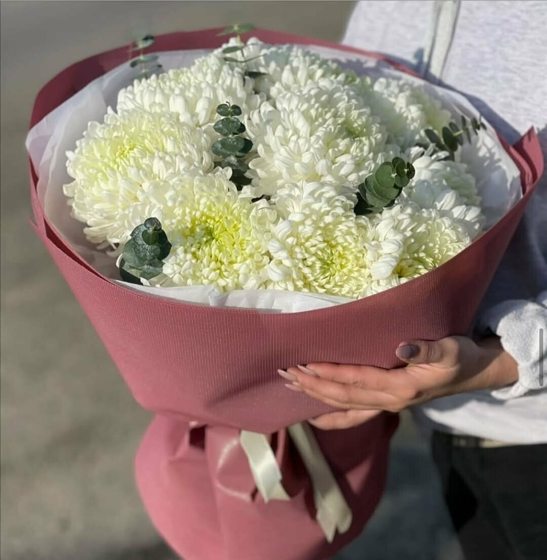 Букет из белых хризантем 11 шт, красивый букет цветов, шикарный, премиум цветы, премиум букет, отличный подарок