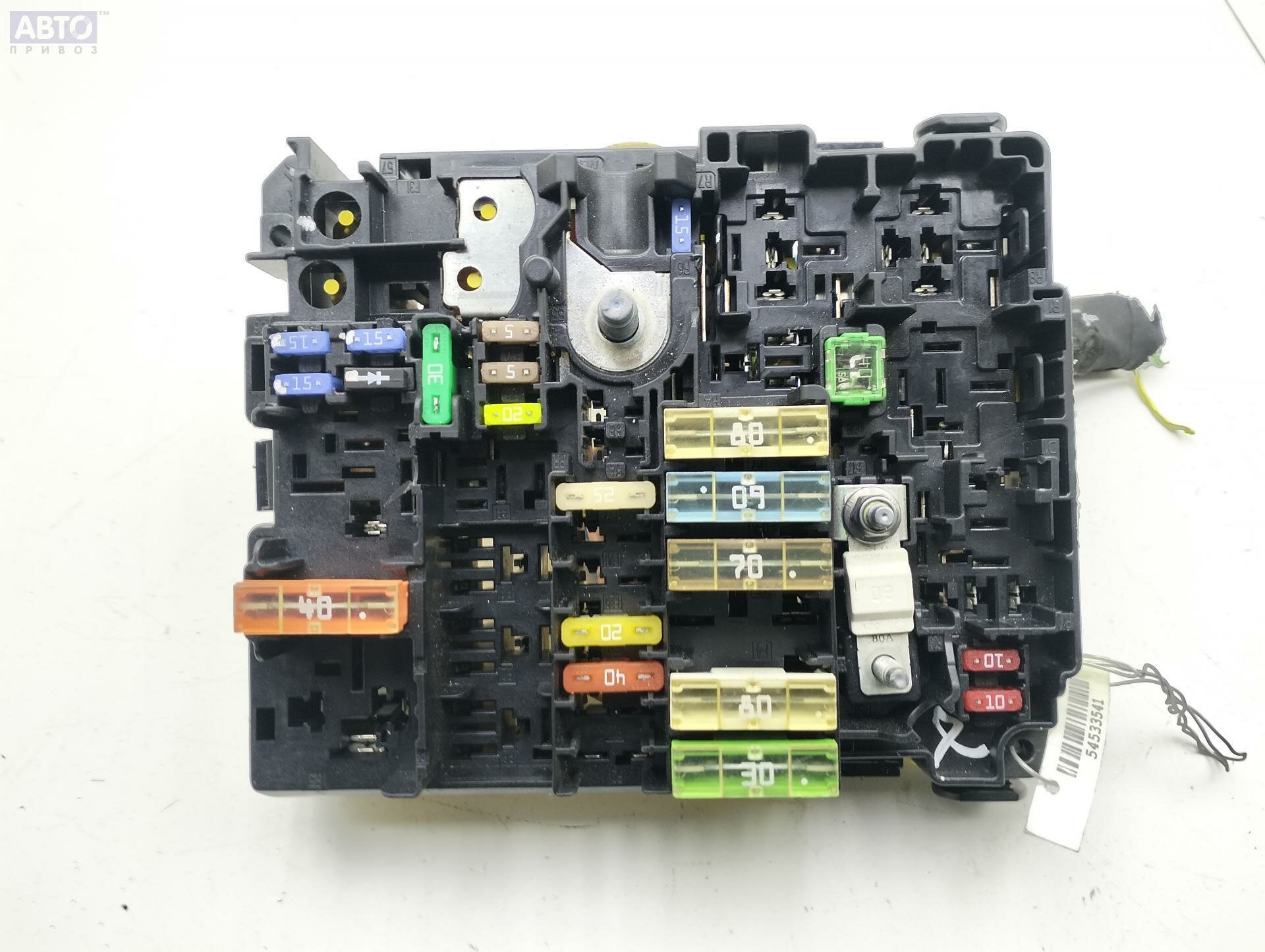 Блок предохранителей Peugeot 2008