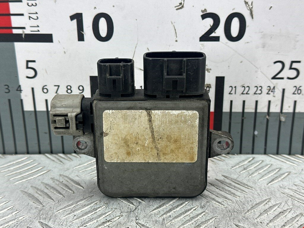 Блок управления вентилятором Tesla Model S 600895300B арт. 2262919