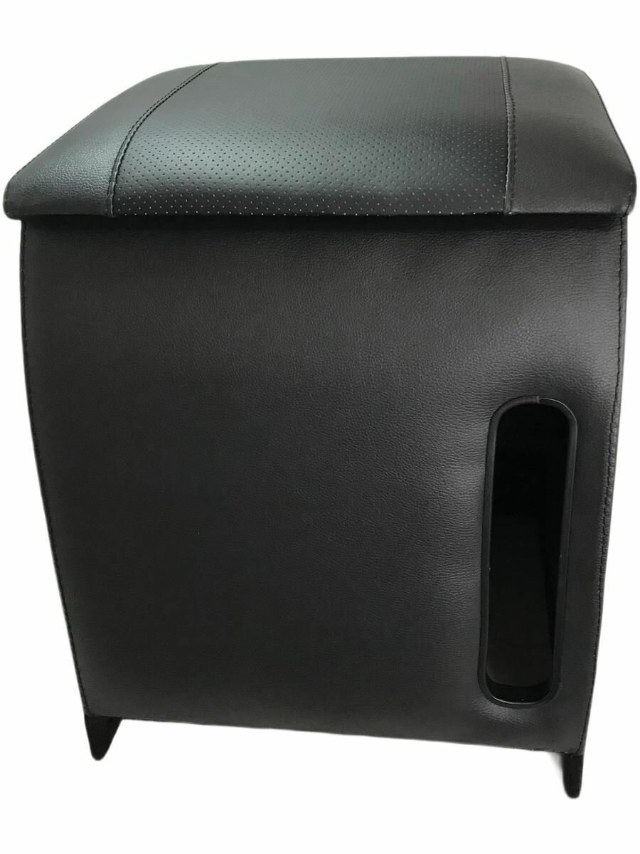 Подлокотник Hyundai H-1 (2007-н. в.) кожаный (черный, перфорированная крышка) для хендай ш1