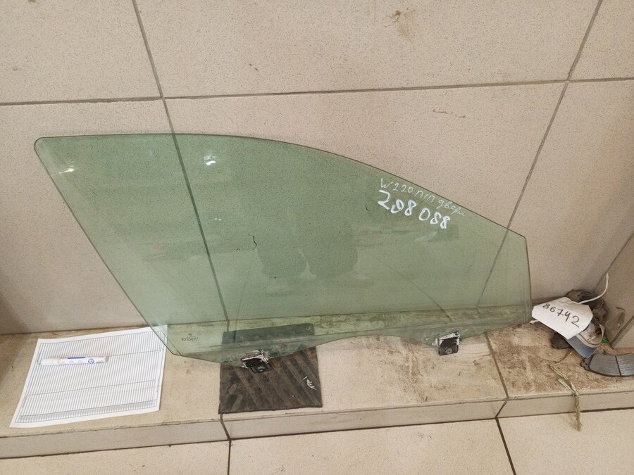 Стекло двери передней правой от Mercedes-Benz S-Class W220 1998-2005